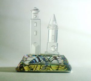 Crystal Lighthouse - Uncategorised - Glassblobbery.com